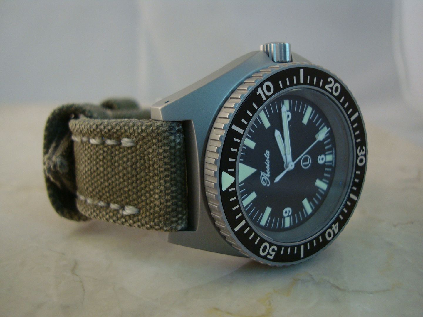 Watch Review: Precista PRS-18Q | Watch Freeks